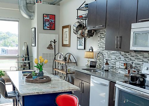 Bakery Living Pittsburgh Apartments | Walnut Capital