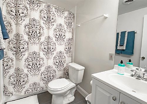 Walnut Towers Pittsburgh Apartments | Walnut Capital