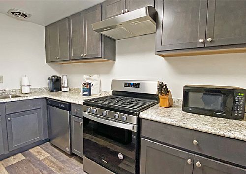 Walnut Towers Pittsburgh Apartments | Walnut Capital