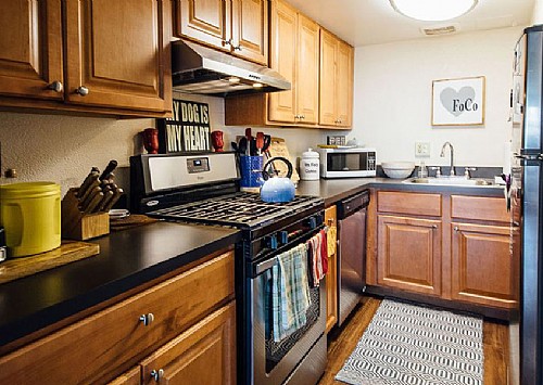 Walnut Towers Pittsburgh Apartments | Walnut Capital