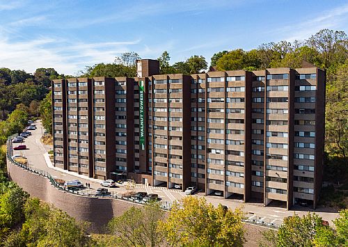 Walnut Towers Pittsburgh Apartments | Walnut Capital