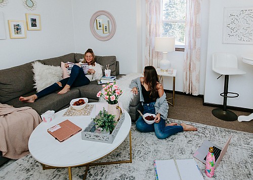 University Commons, Pittsburgh Apartments | Walnut Capital